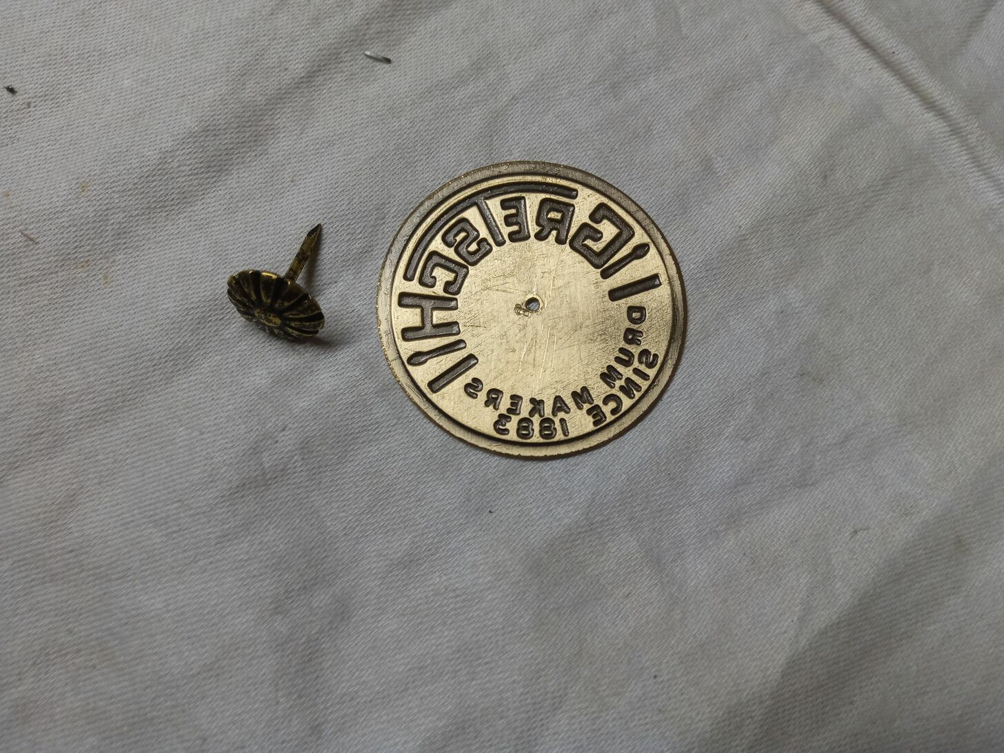 Gretsch Round Badge with Tack - Repro - Drumattic